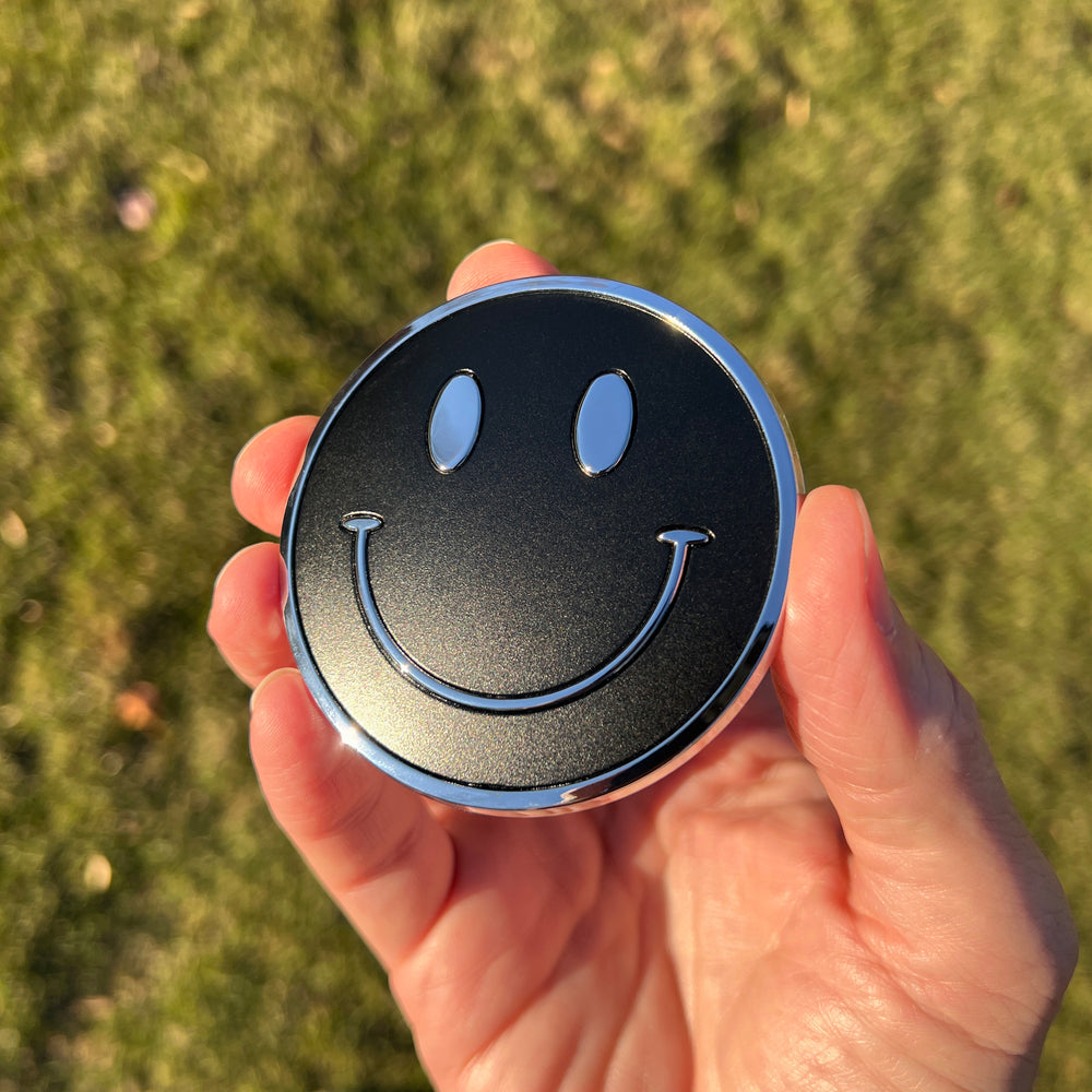 the SMILEY FACE Badge | Grateful Fred
